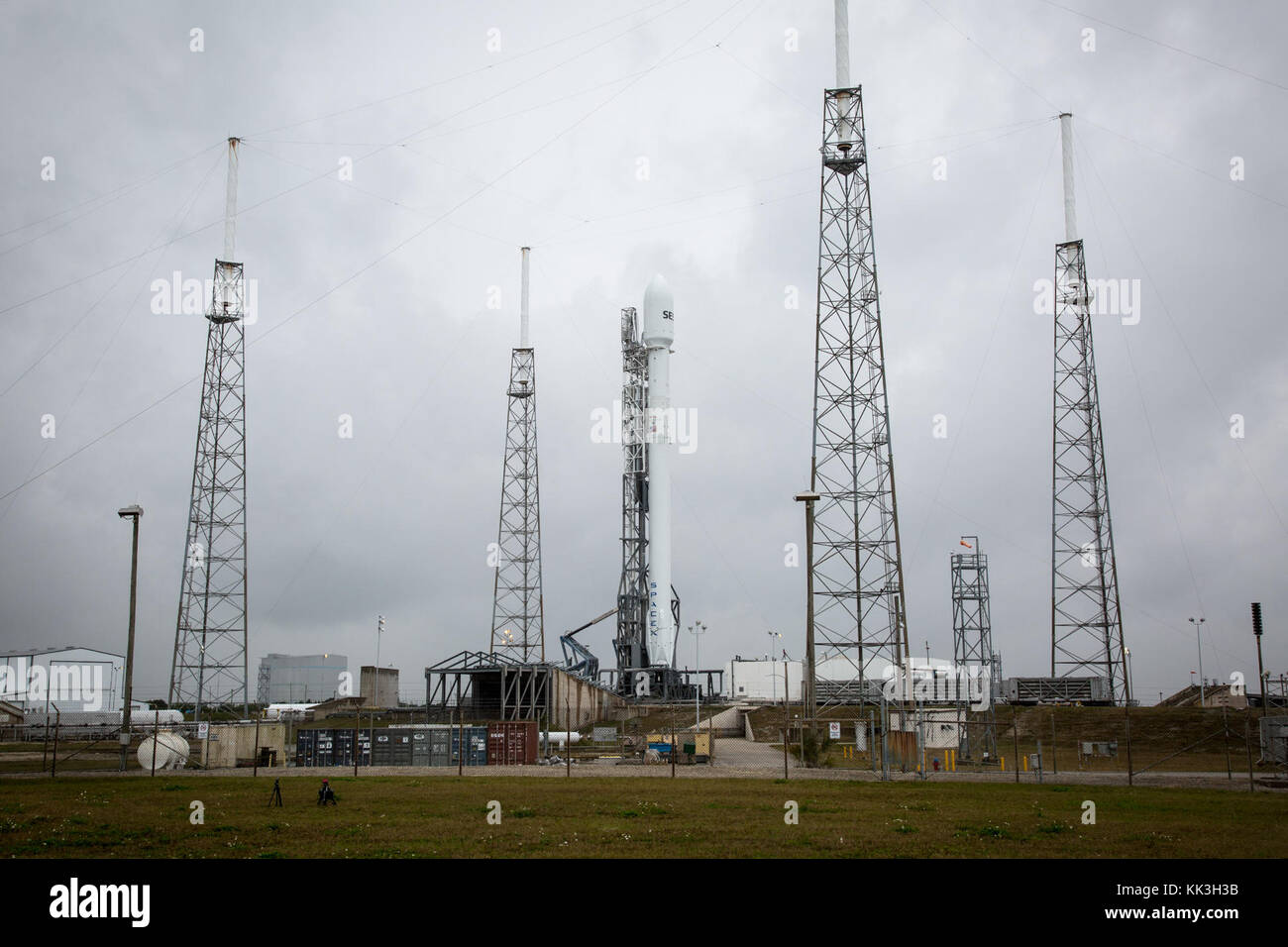 SpaceX’s Falcon 9 rocket and Dragon spacecraft launched from Launch ...