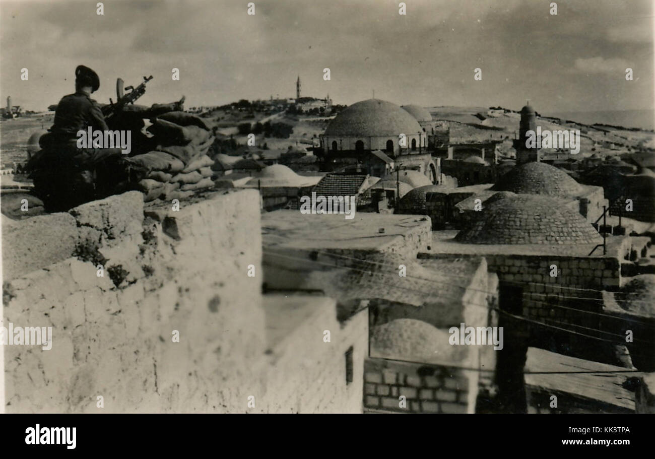 Machine gun post hi-res stock photography and images - Alamy