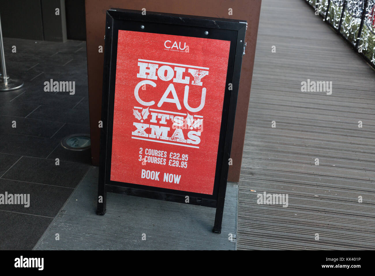 Fixed price sign hi-res stock photography and images - Alamy