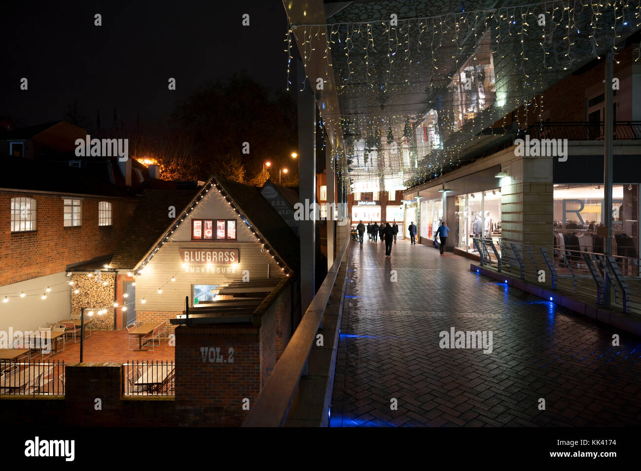Shopping street in Reading, UK at night time Stock Photo - Alamy