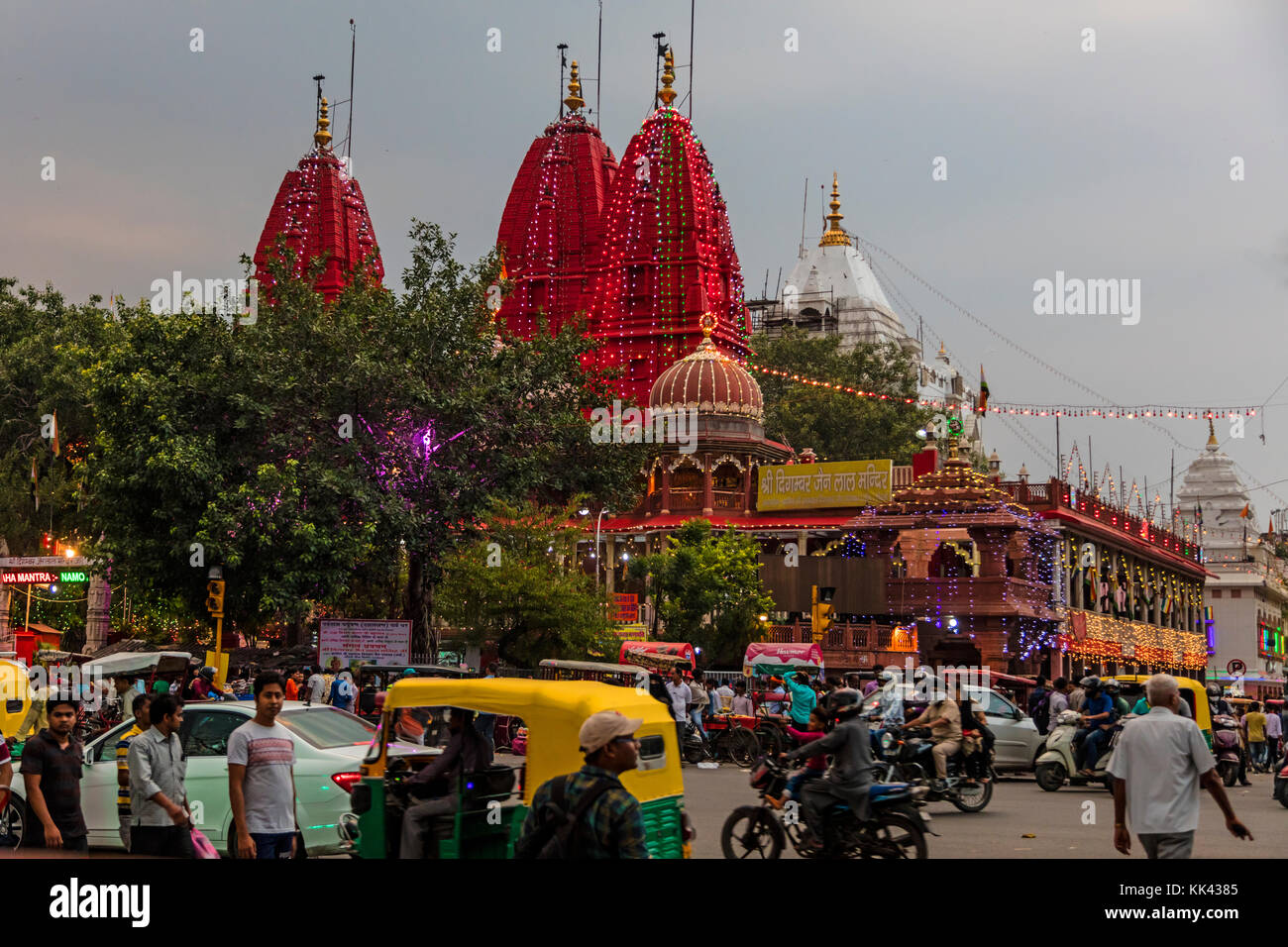 The DIGAMBARA JAIN TEMPLE across from the Red Fort - OLD DELHI, INDIA ...