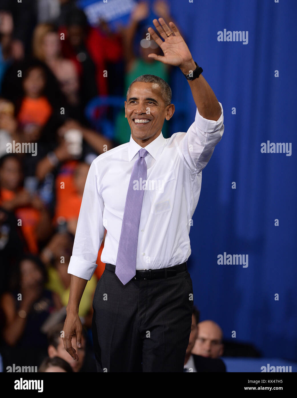 MIAMI GARDENS, FL - OCTOBER 20: U.S. President Barack Obama speaks at a ...