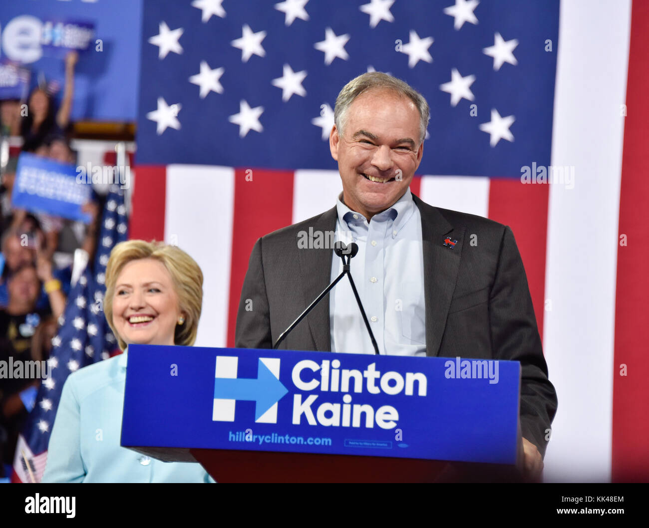 MIAMI, FL - JULY 23: Democratic presidential candidate former Secretary ...