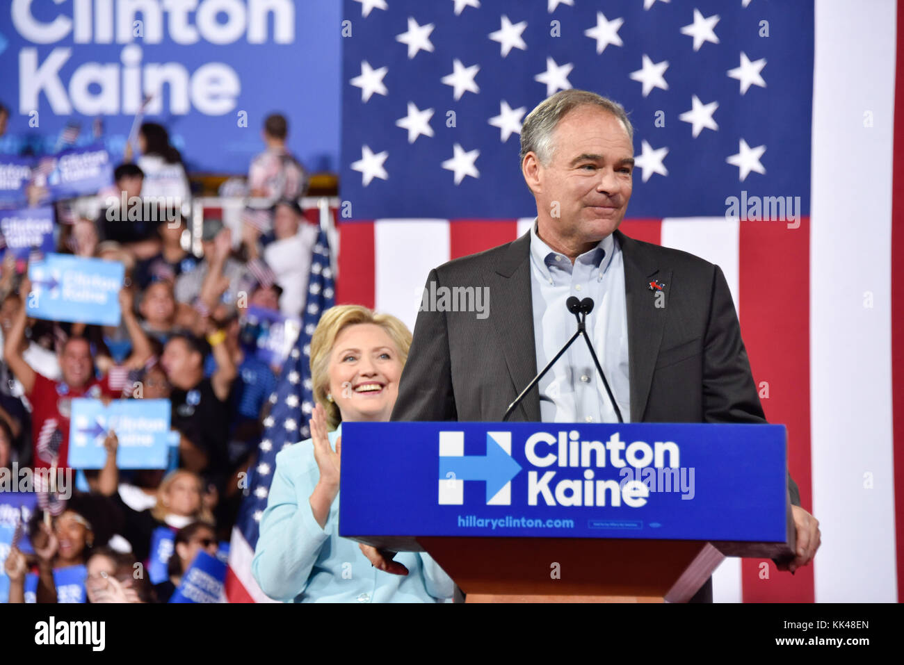 MIAMI, FL - JULY 23: Democratic presidential candidate former Secretary ...