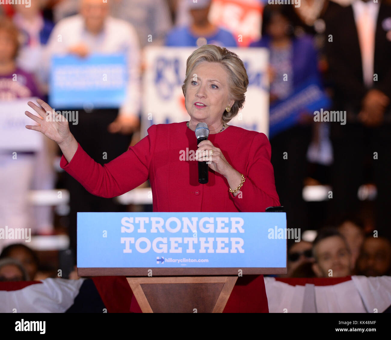 COCONUT CREEK, FL - OCTOBER 25: Democratic presidential nominee former ...