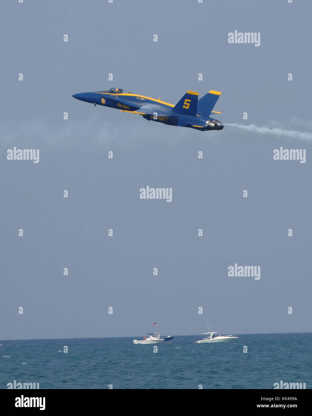 Blue angels pilots perform hi-res stock photography and images - Alamy