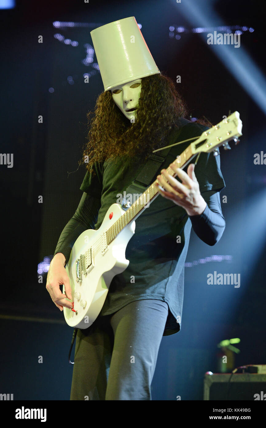 FORT LAUDERDALE, FL - FEBRUARY 28: Brian Patrick Carroll AKA Buckethead ...