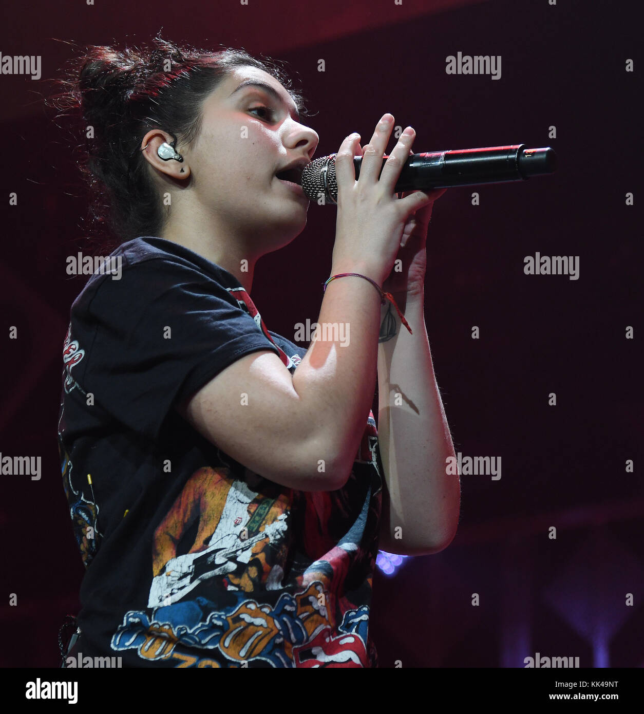 Alessia cara performs on stage hi-res stock photography and images - Alamy