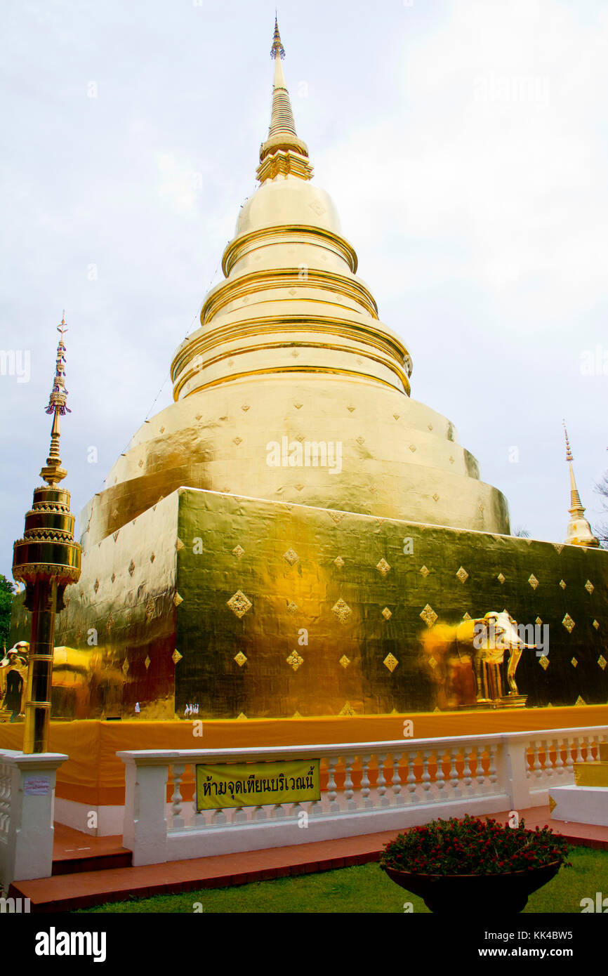 Wat Phra Sing Temple, a Buddhist temple inside the Old City walls of ...