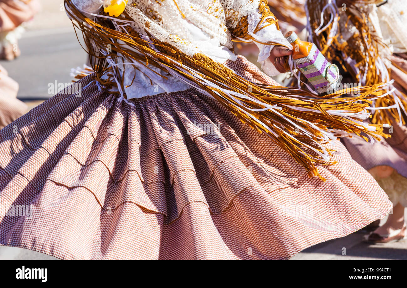 Authentic peruvian dance Stock Photo - Alamy