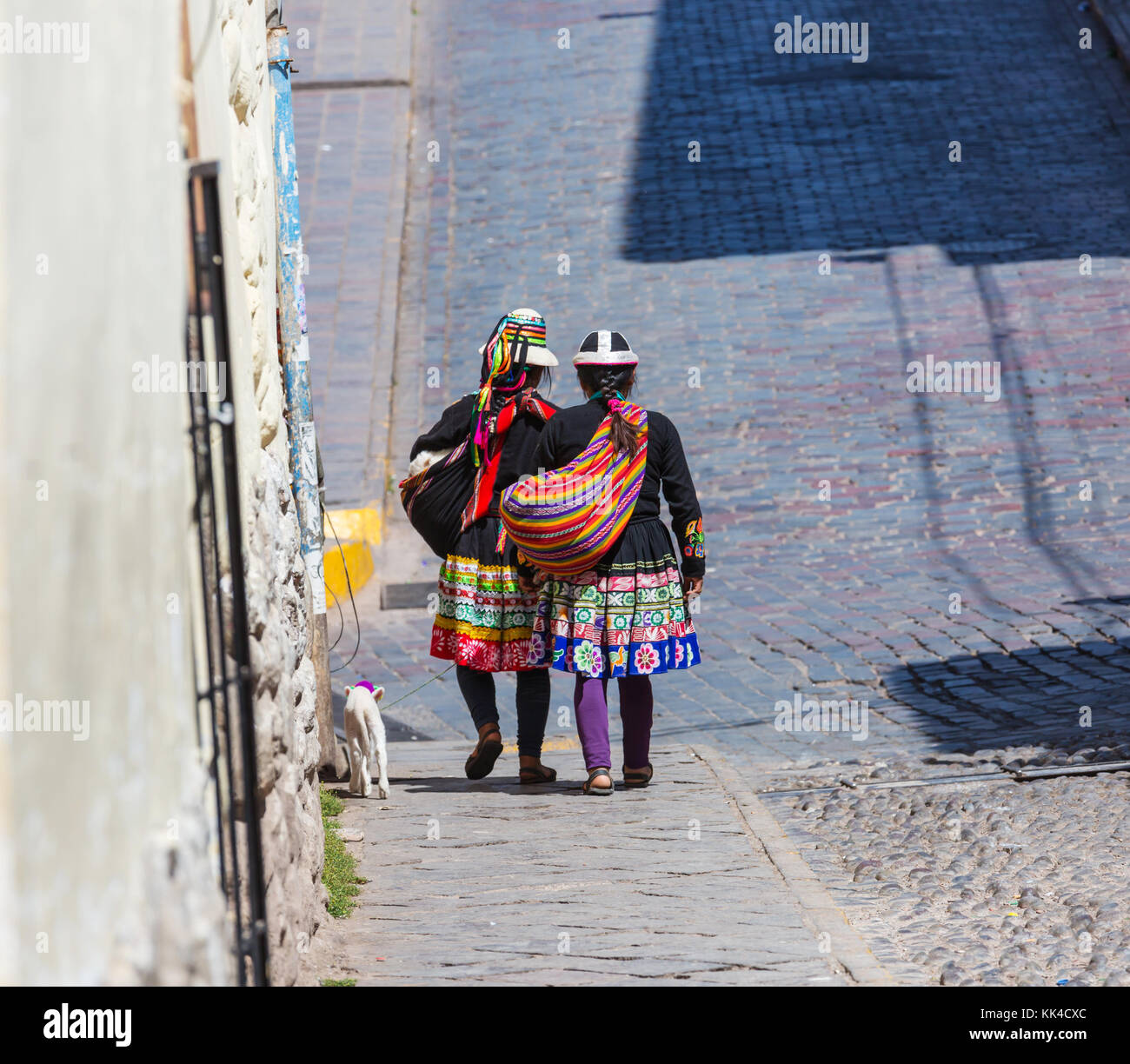 Peruvian people in city street Stock Photo - Alamy