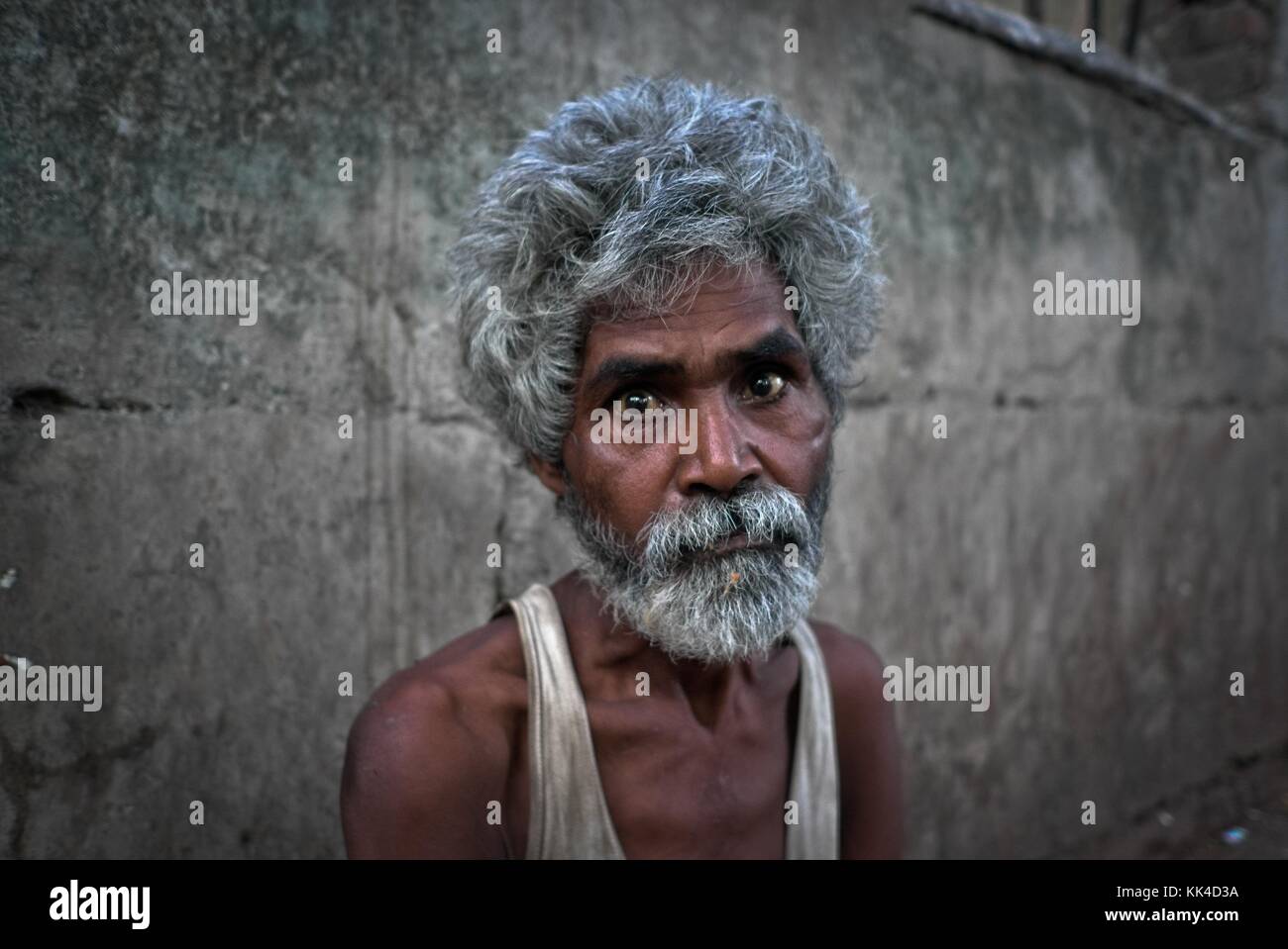 Indian Glance - 18/05/2010 - - Look at the sheer lunacy, a Mumbai ...