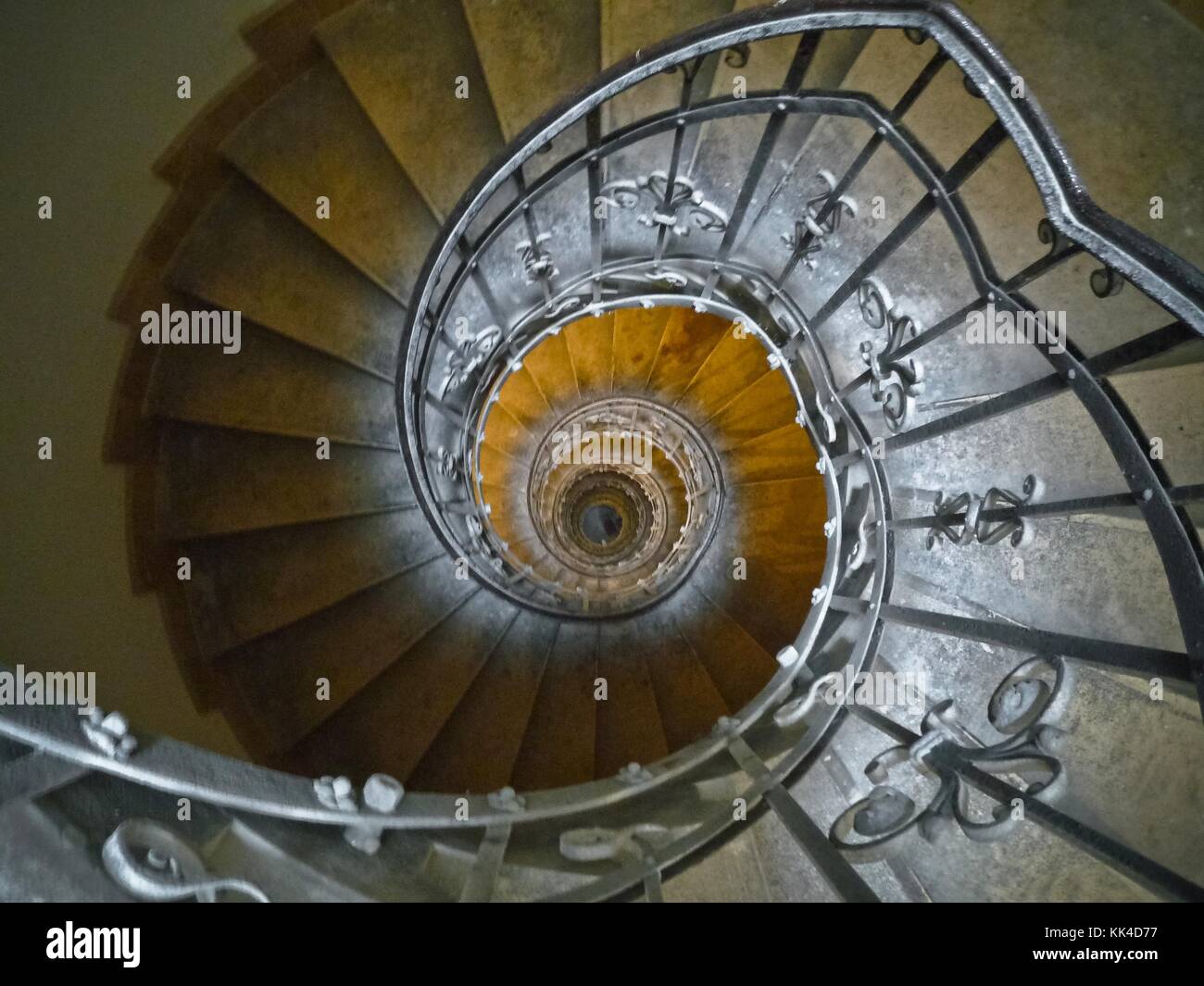 Buda Et Pest,Hungary - 28/03/2010 - - Buda Et Pest,Hungary - The stairs ...