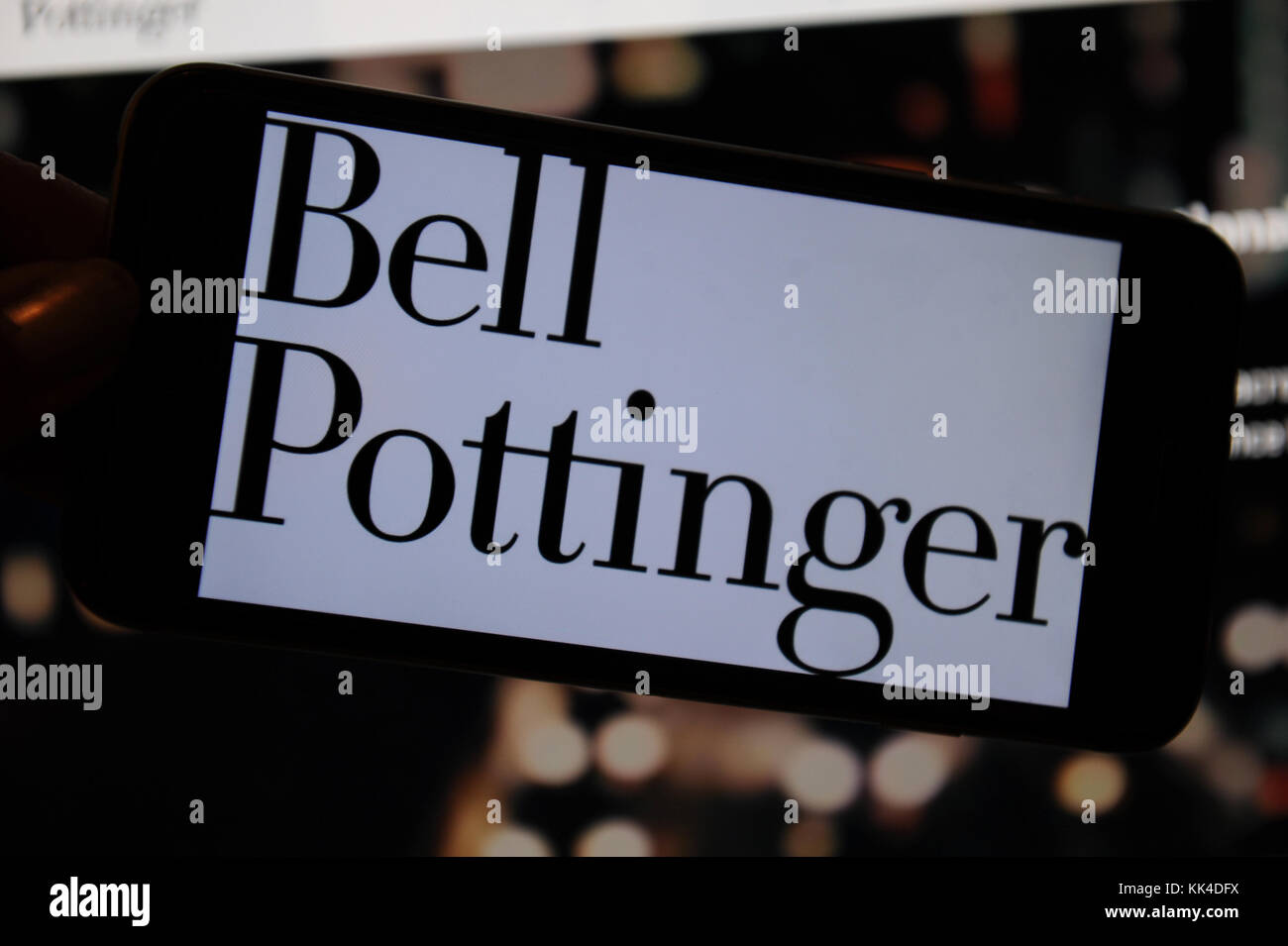 Bell Pottinger logo and website Stock Photo - Alamy