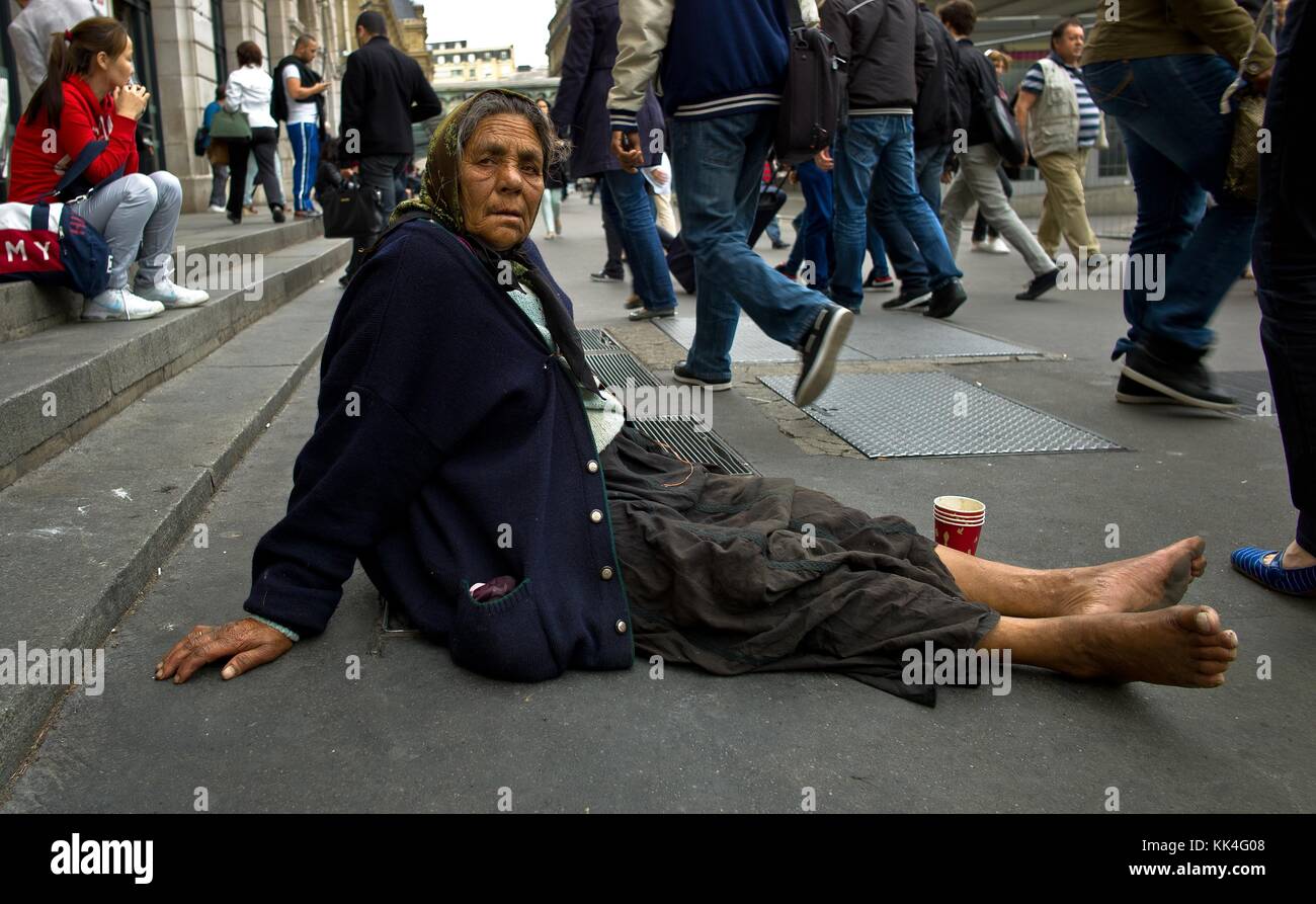 "Hell in France" . The homeless of the monuments - 06/06/2012 - - Aisha ...