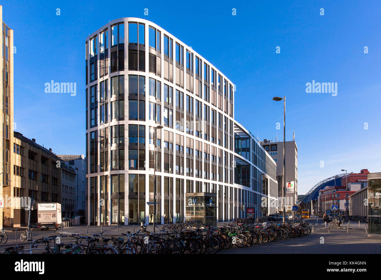 Germany, Cologne, the office building Coeur Cologne at the square ...