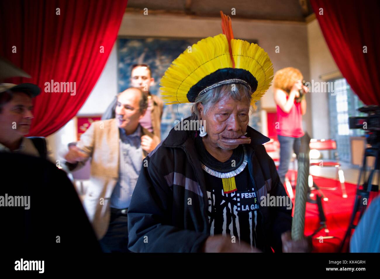 Raoni at the Chateau de Cheverny - 24/09/2011 - France / Loir et Cher ...