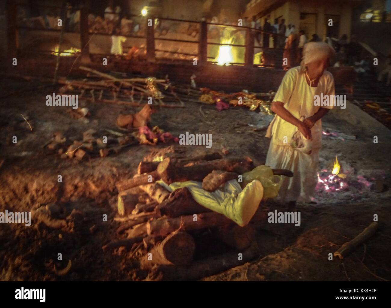 Cremation preparation hi-res stock photography and images - Alamy