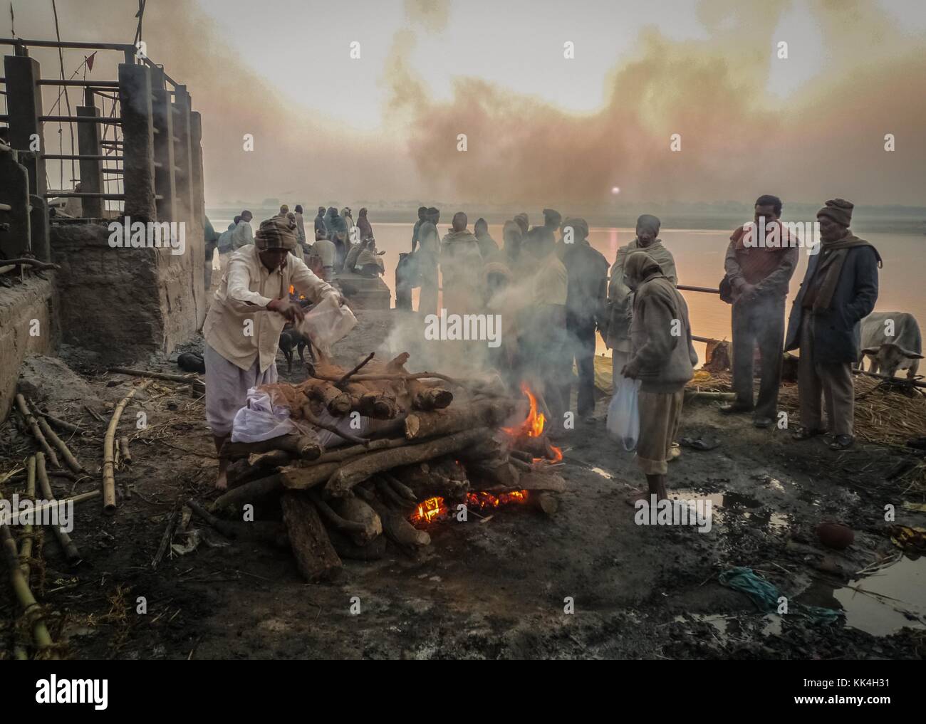 Cremation preparation hi-res stock photography and images - Alamy