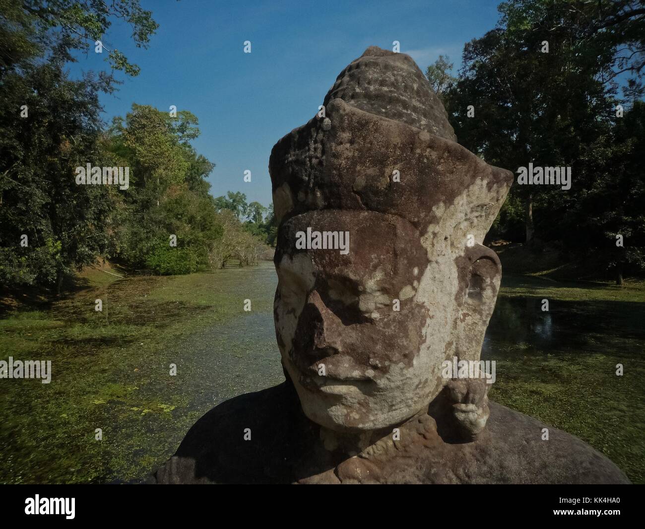Angkor Thom, Gods and Demons - 12/12/2009 - Cambodia / Angkor - Angkor ...