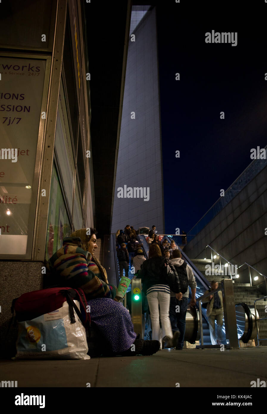 Urban poverty and national monument. - 04/11/2011 - - A romanian ...