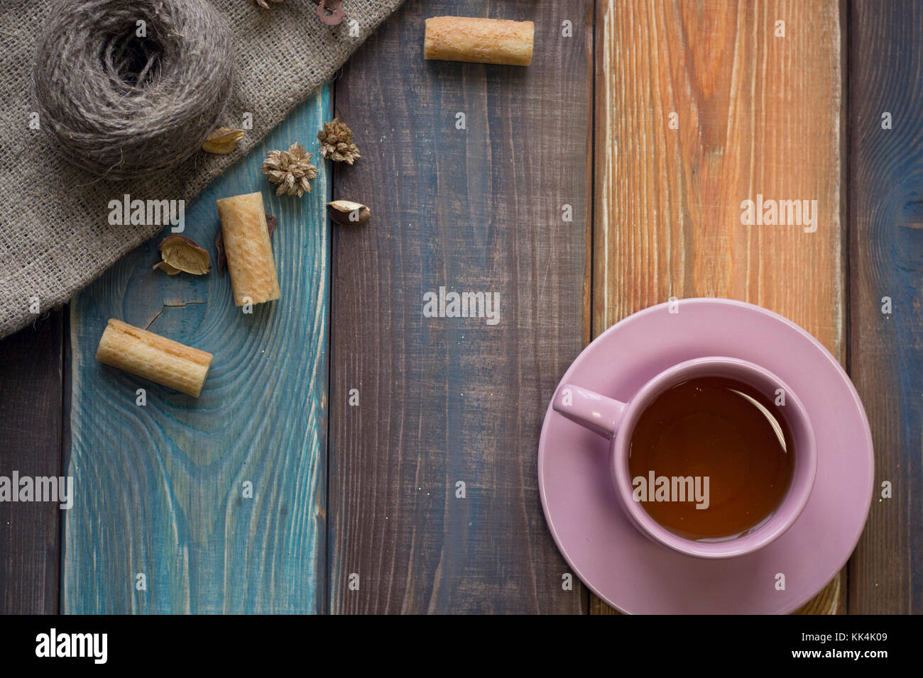 Texture brown color threads hi-res stock photography and images - Alamy