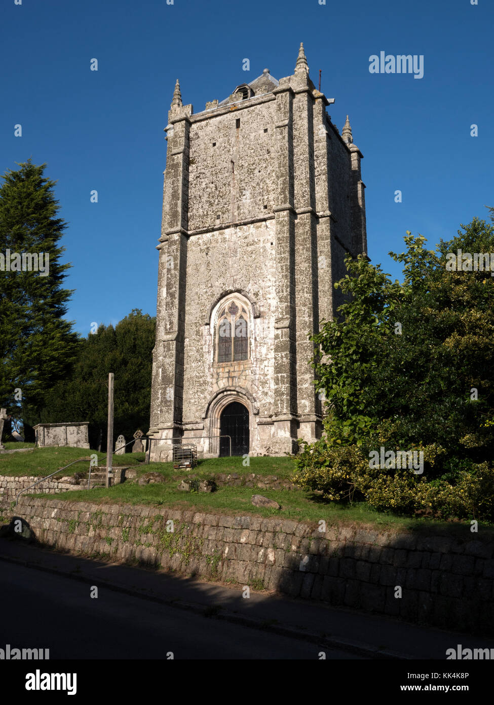 English parish church hi-res stock photography and images - Alamy