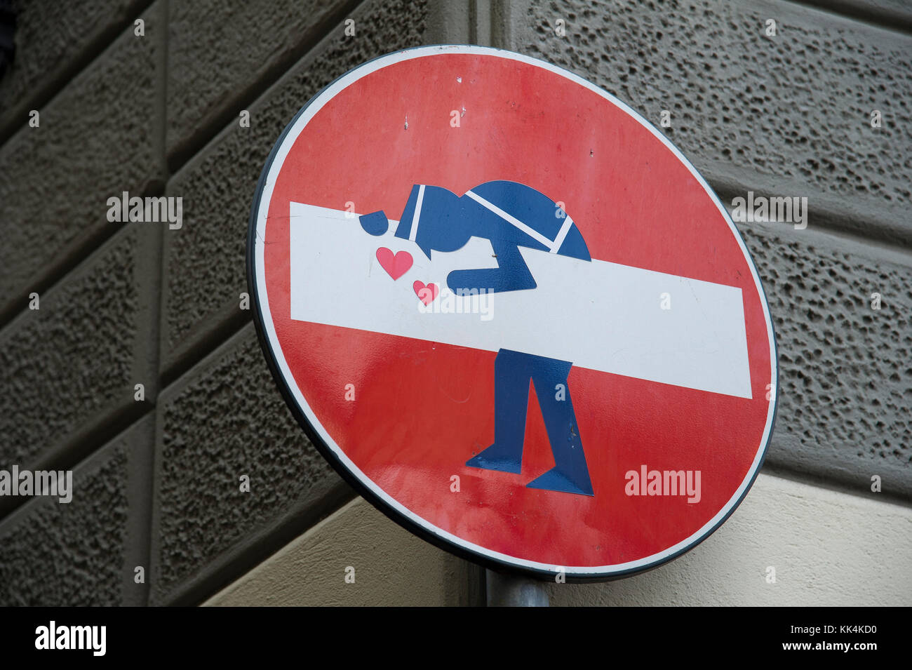 Italian no entry sign hi-res stock photography and images - Alamy