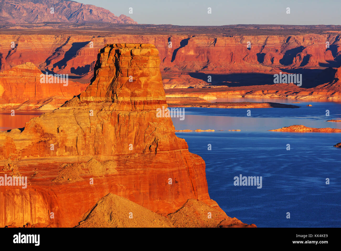 Glen powell beach hi-res stock photography and images - Alamy