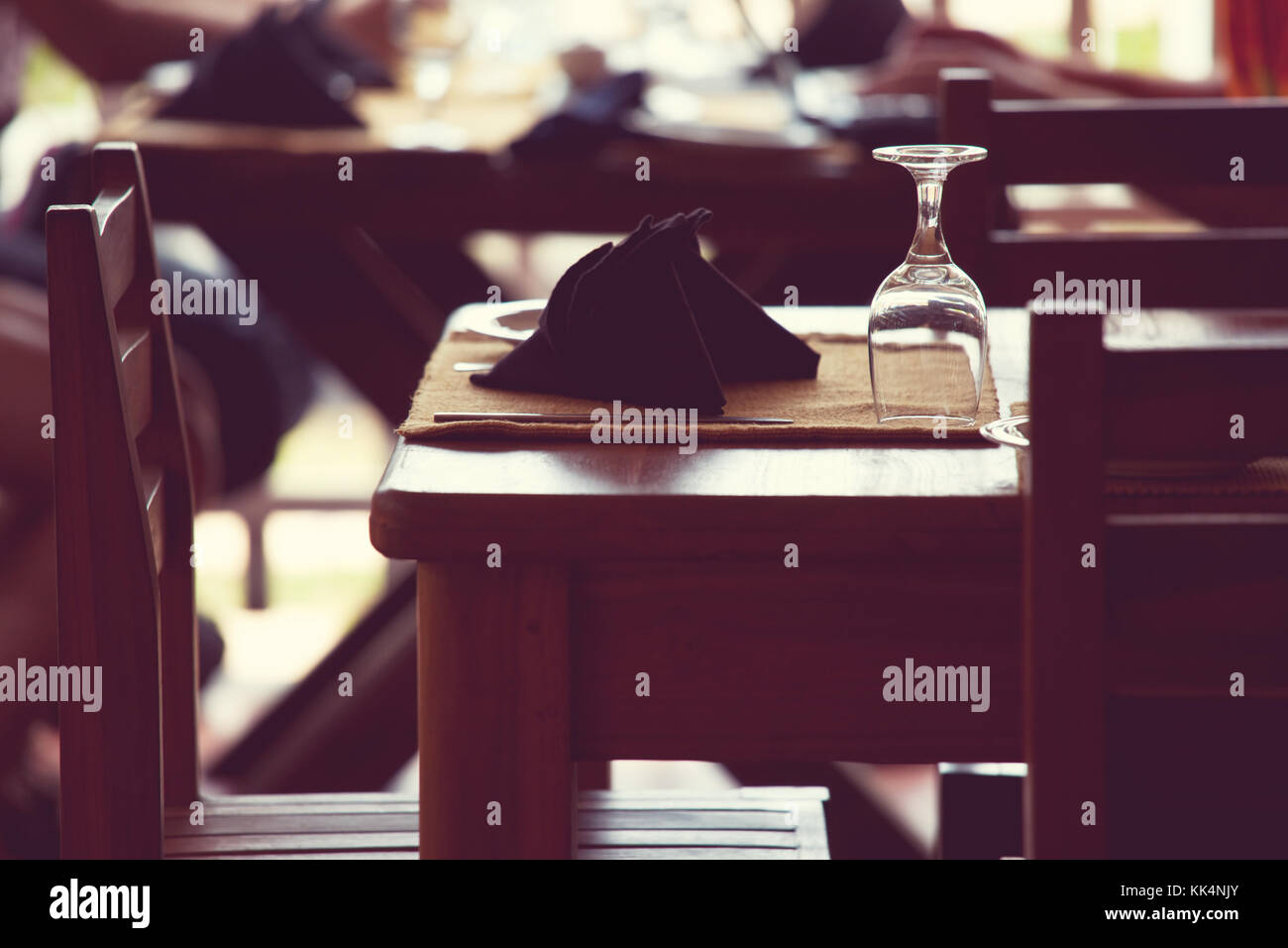 table set restaurant Stock Photo - Alamy