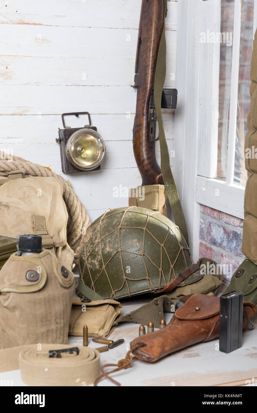 the U.S. military equipment and weapons of World War II Stock Photo - Alamy