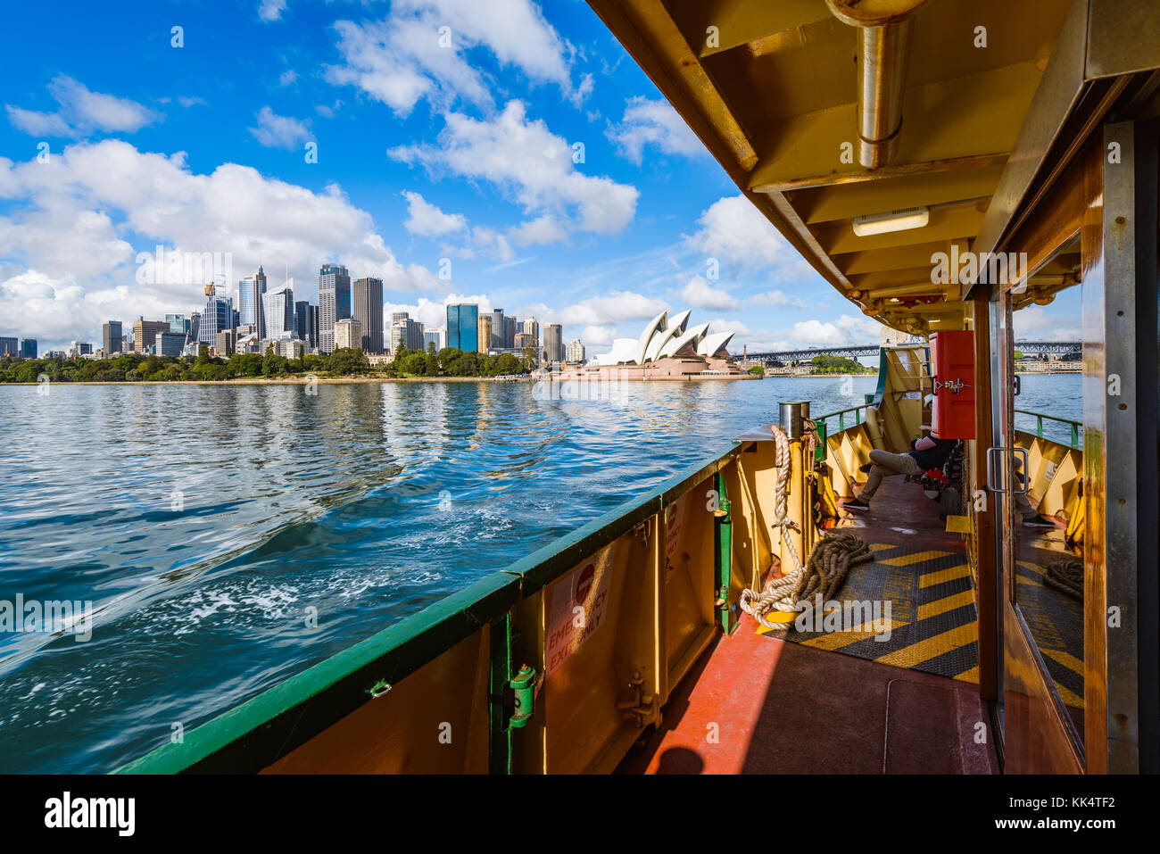 Sydney ferry tourist attraction hi-res stock photography and images - Alamy
