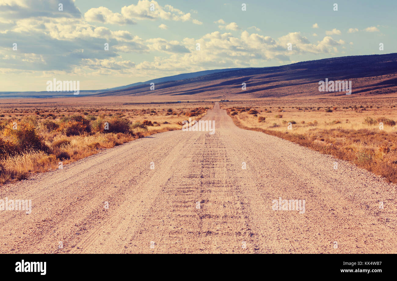 Road in the prairie country Stock Photo - Alamy