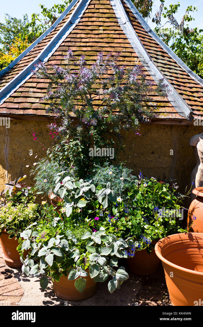 Ceramics,Pottery,Potting,Tubs,Clay,Whichford Pottery,Warwickshire,Uk ...