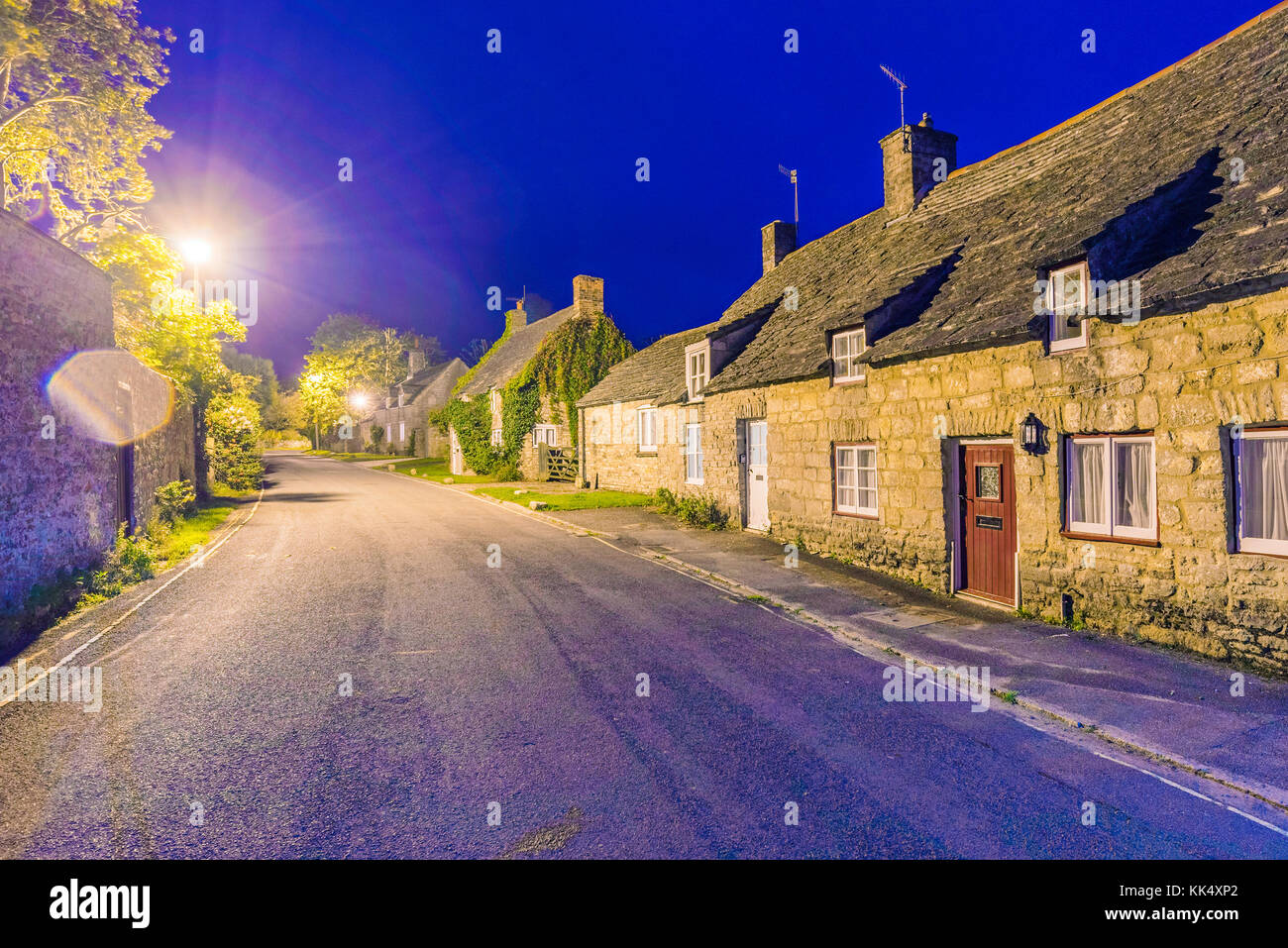 Night view of traditional English homes Stock Photo - Alamy