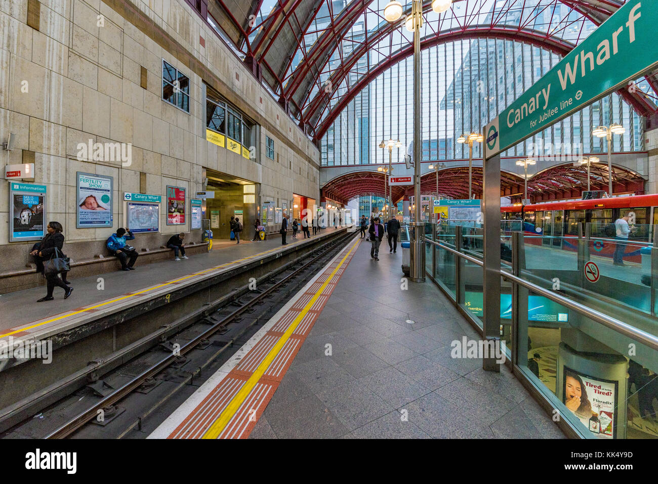 LONDON, UNITED KINGDOM - OCTOBER 07: This is Canary Wharf station ...