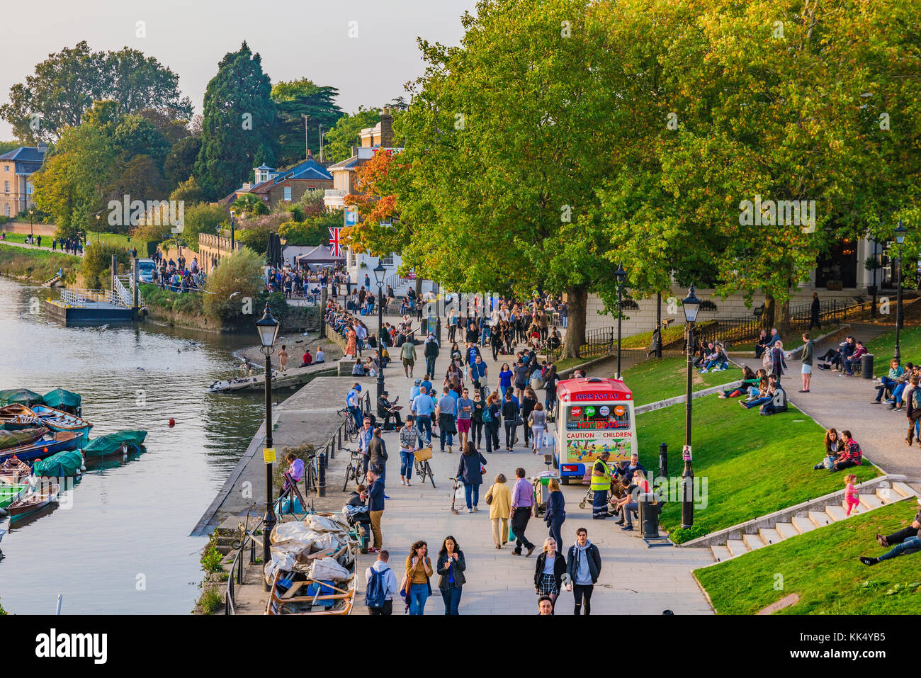 LONDON, UNITED KINGDOM - OCTOBER 16: This is a view of the Thames ...