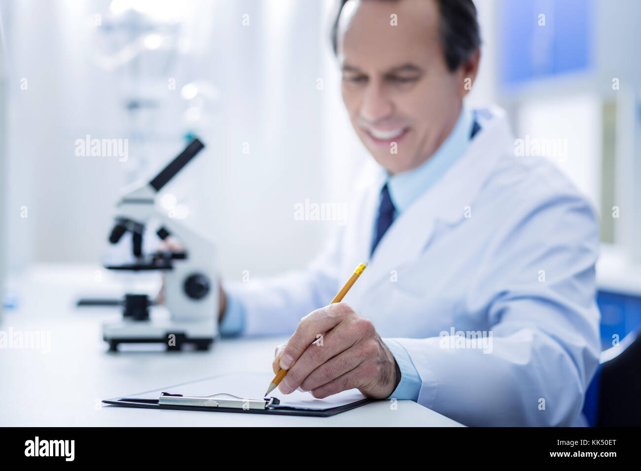 Science notes hi-res stock photography and images - Alamy