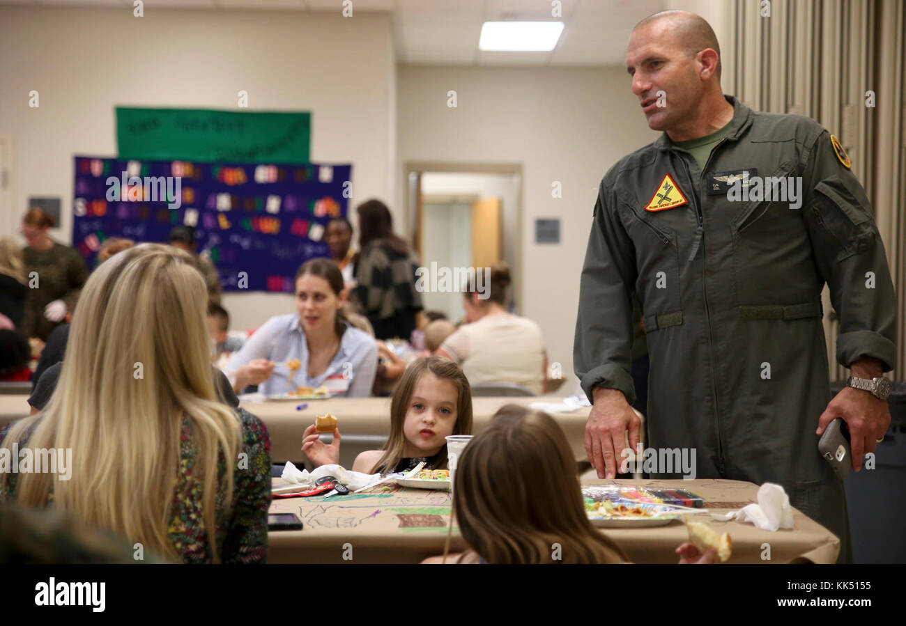 Col. Frank Latt speaks to families of deployed Marines at a dinner ...