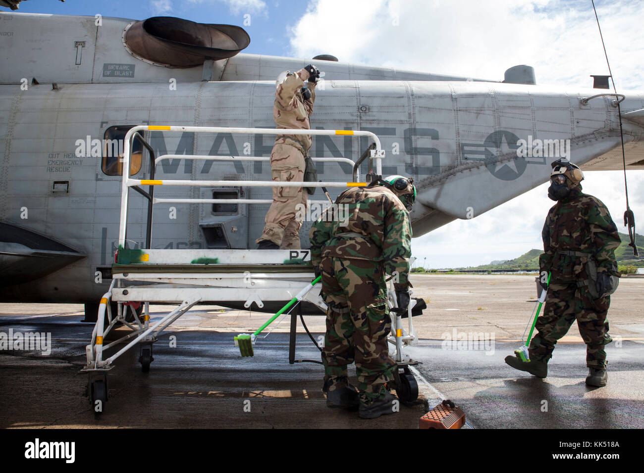 Detailed aircraft decontamination High Resolution Stock Photography and ...