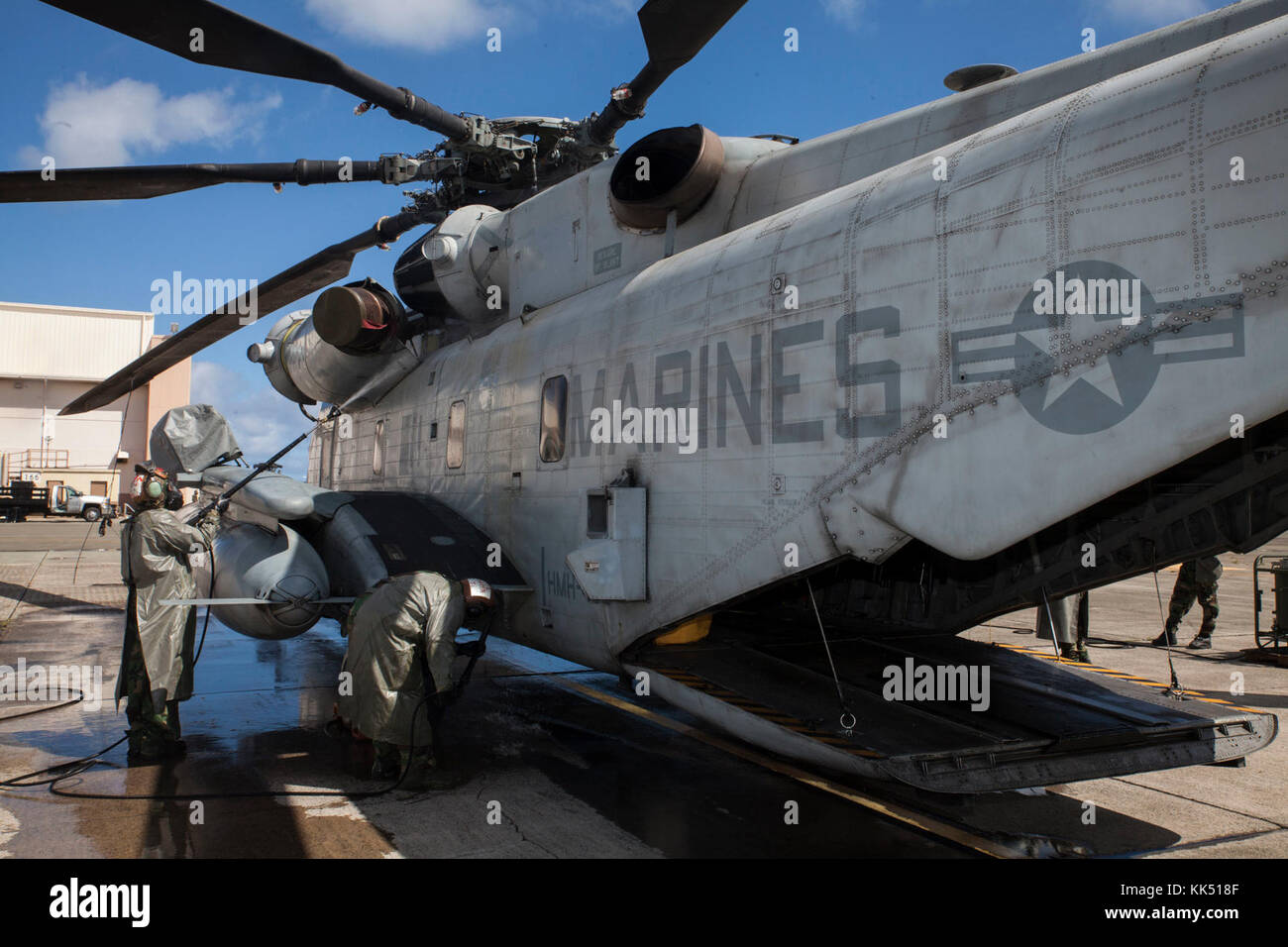 Detailed aircraft decontamination High Resolution Stock Photography and ...