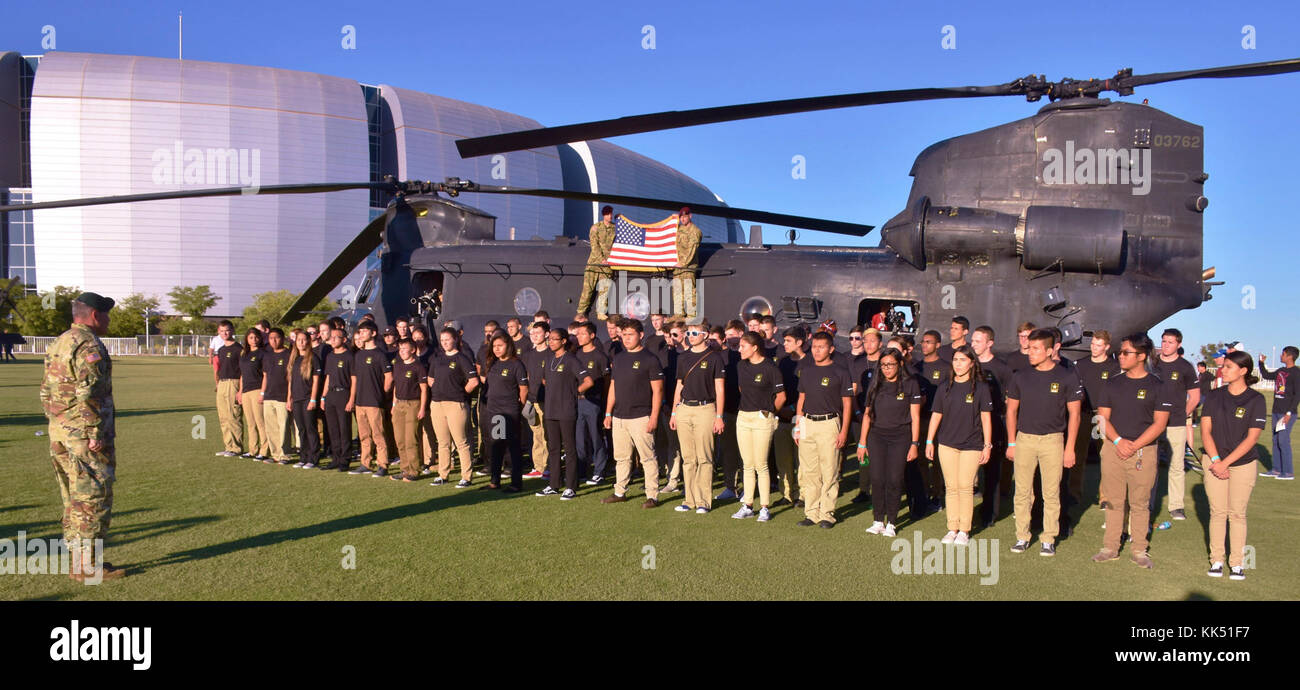 Lt. Col. David Clukey (left), commander, Phoenix Recruiting Battalion ...