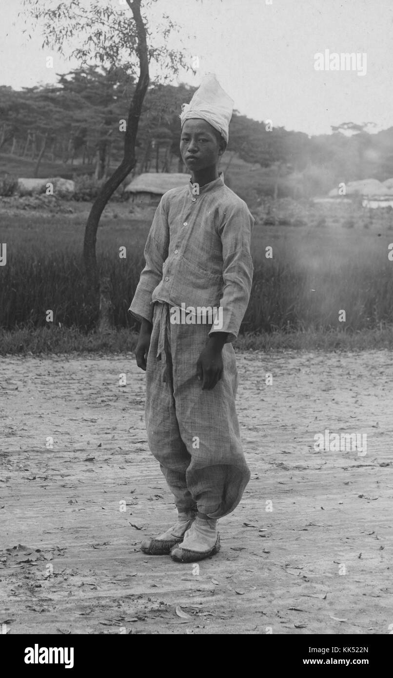 Man in farm area Black and White Stock Photos & Images - Alamy