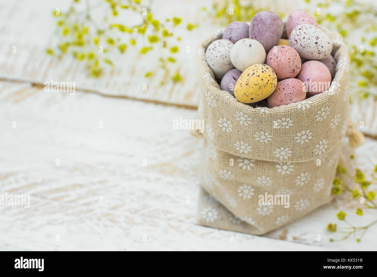 Chocolate candy Multi-Colored Small Quail Chocolate Easter Eggs Pastel ...