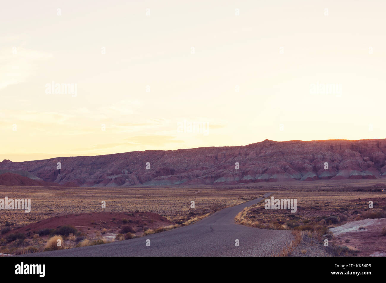 Road in the prairie country Stock Photo - Alamy