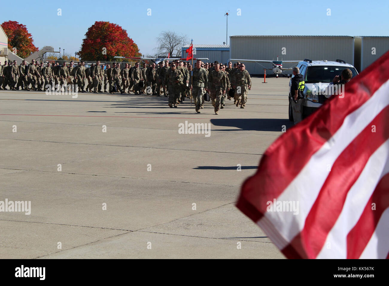 Members of the 207th Horizontal Engineer Construction Company return to ...
