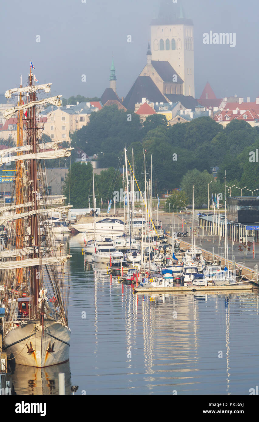 Sea port in Tallinn Stock Photo - Alamy