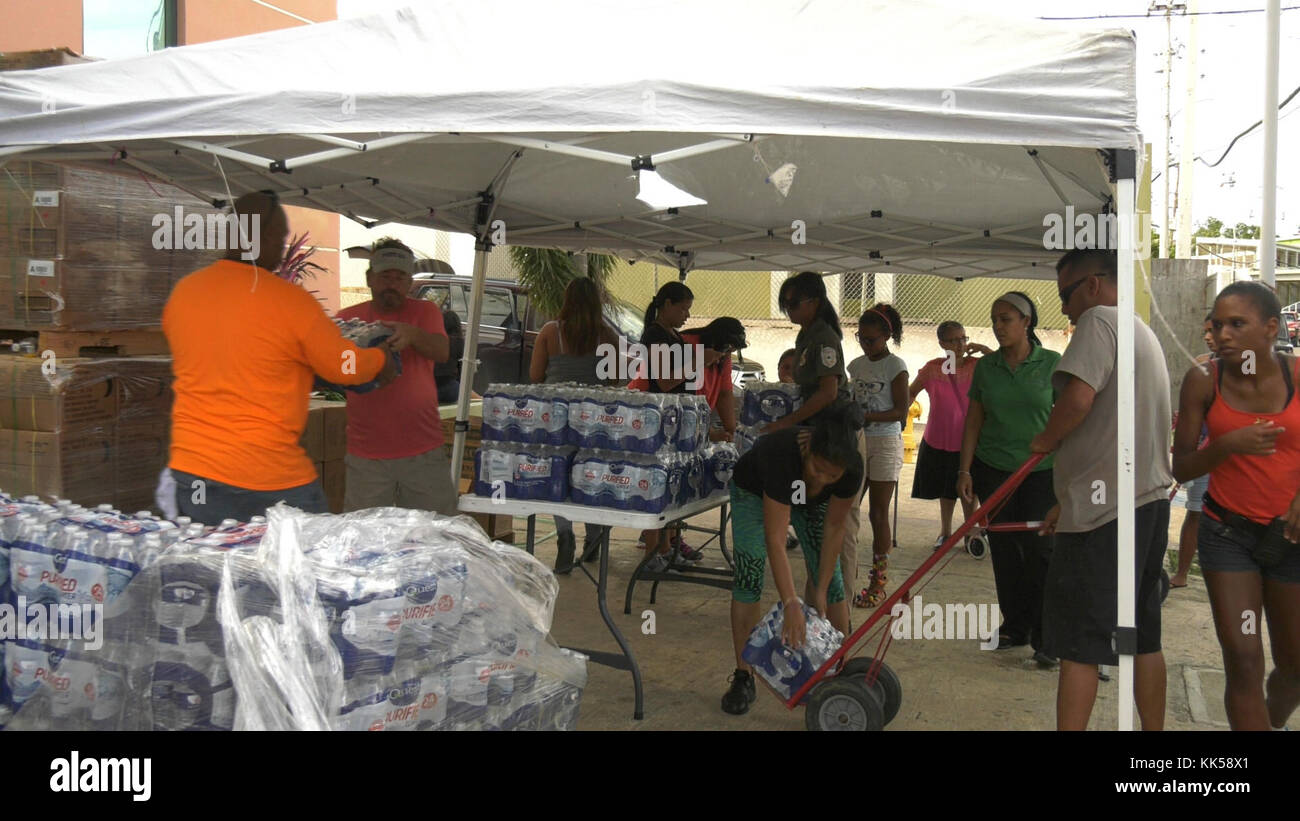 CULEBRA, Puerto Rico – FEMA and municipal employees distribute water ...