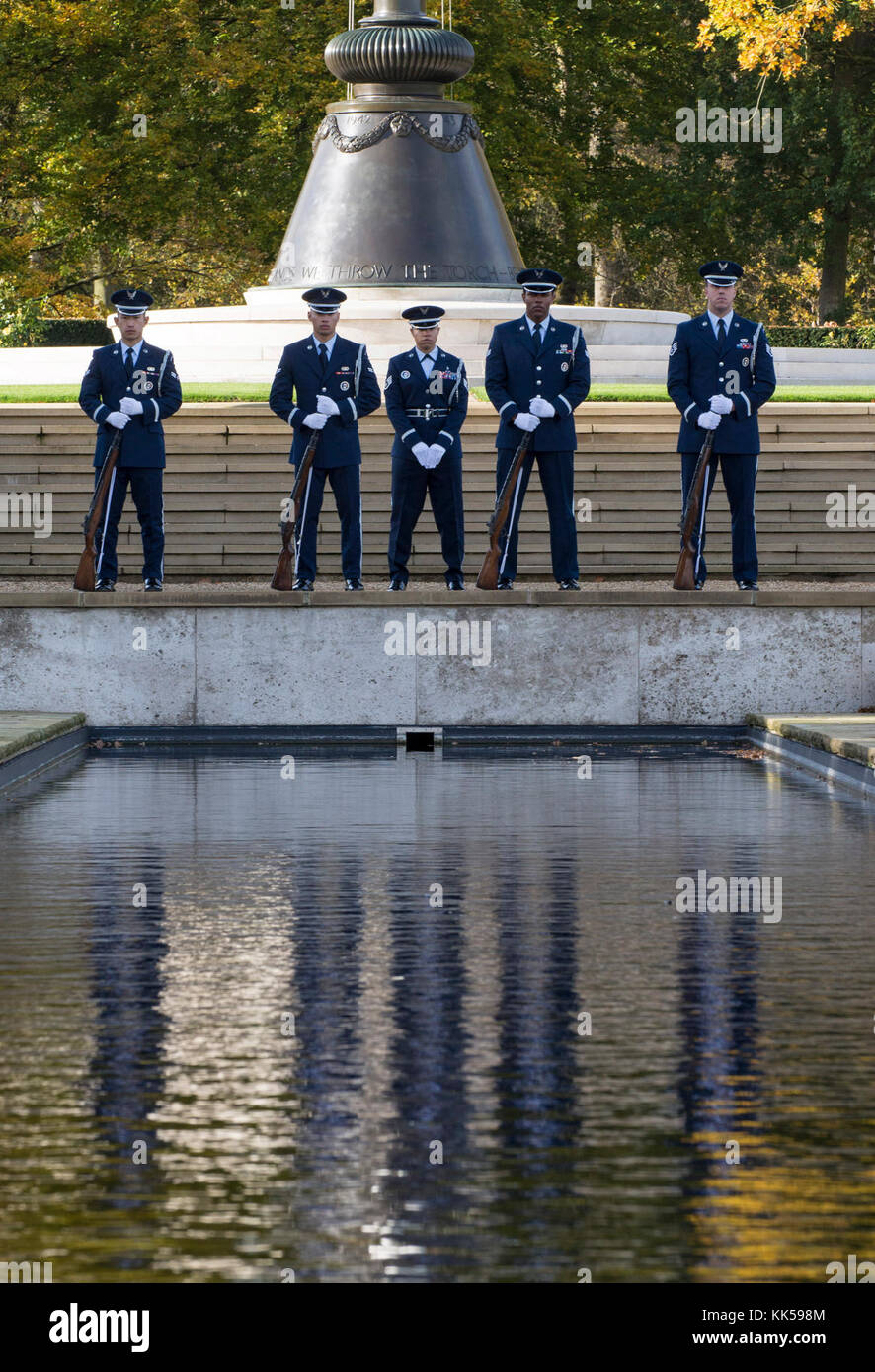 Cambridge england u s military hi-res stock photography and images - Alamy