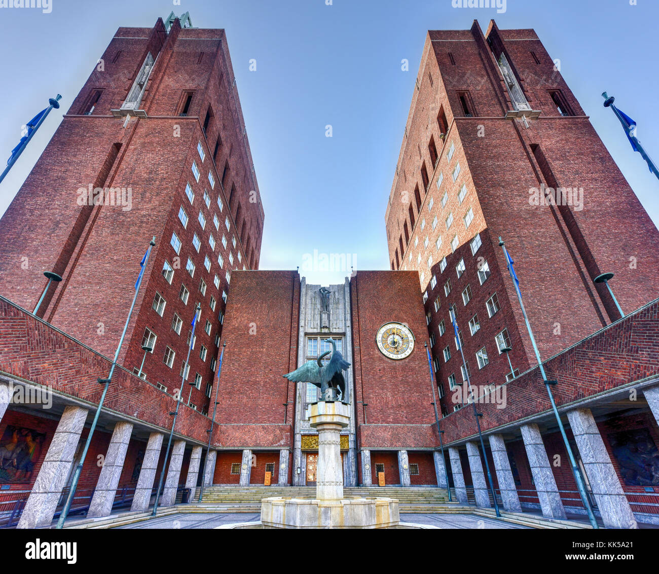 Oslo City Hall (Norwegian: Oslo radhus) houses the city council, city ...